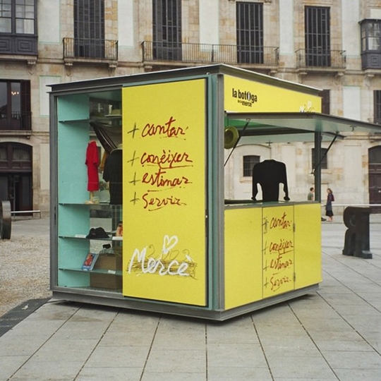 Fabricante de kioscos de información, venta y control URBADIS